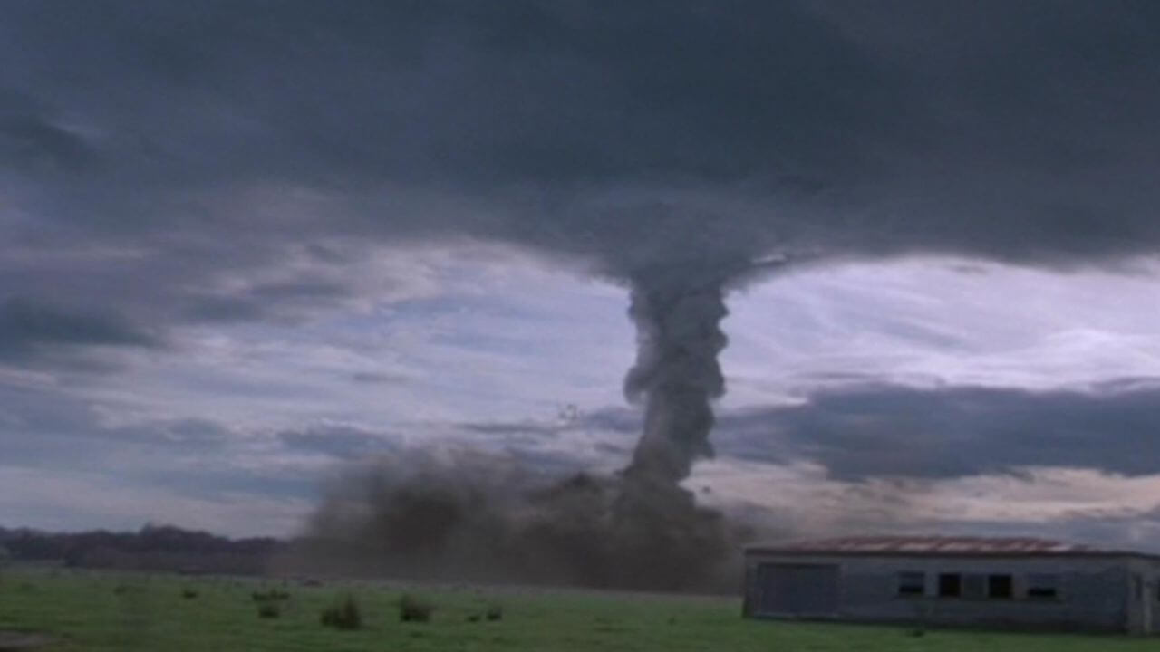 10 Unforgettable 90s Disaster Movies That Still Hold Up – Survival Fanatics